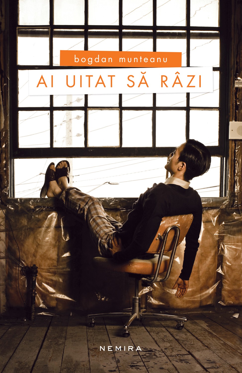 EXCLUSIV Bogdan Munteanu despre cum se nasc cărțile: ”Nu scriu niciodată acasă, între patru pereți”