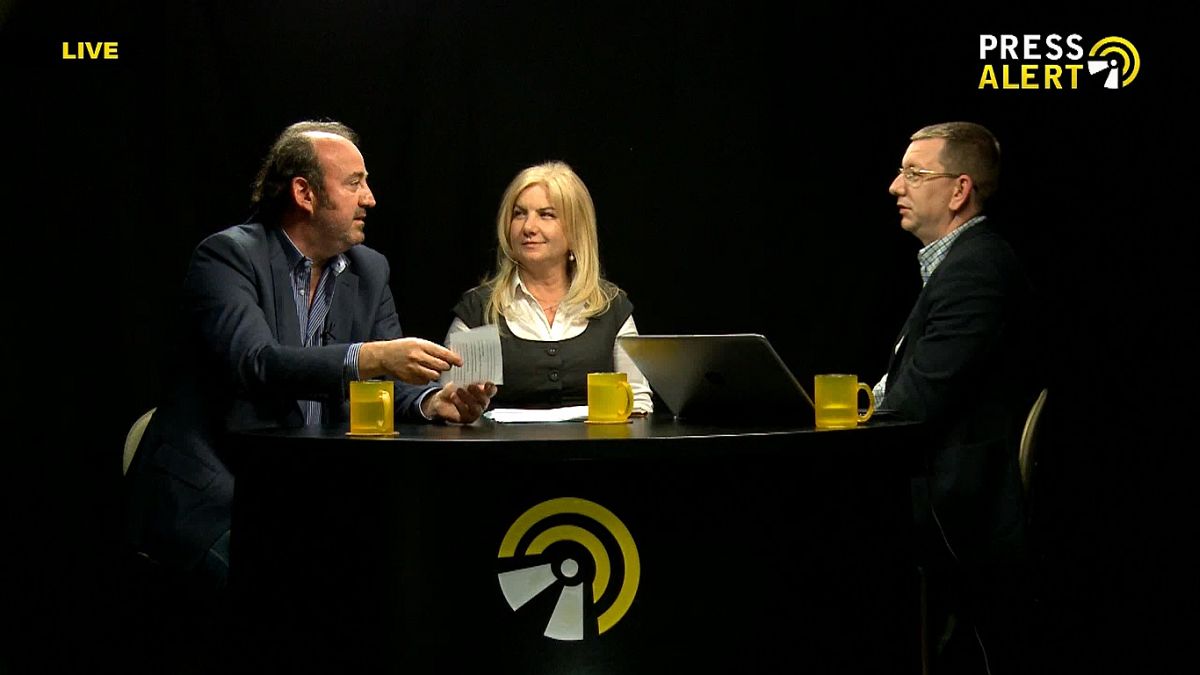 Adrian Orza: „Administraţia a devenit politică, iar politica a devenit ...