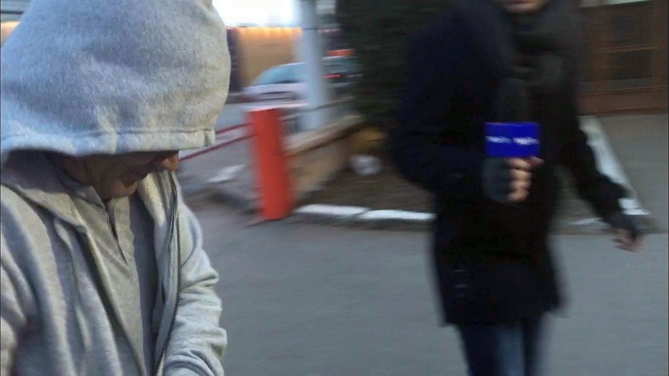 barbatul care a batut un elev (2) - PRESSALERT.ro