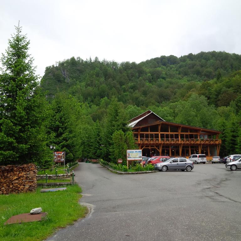 7. cheile butii - PRESSALERT.ro