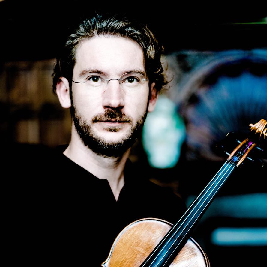 sascha - PRESSALERT.ro