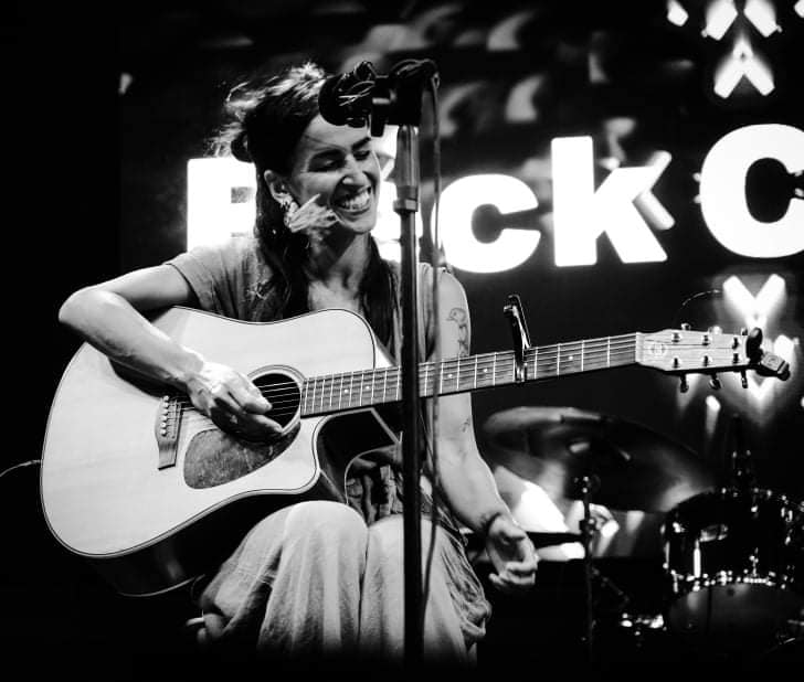 Beck Corlan, muzică de suflet cu vibrații pozitive: concert de Ziua ...