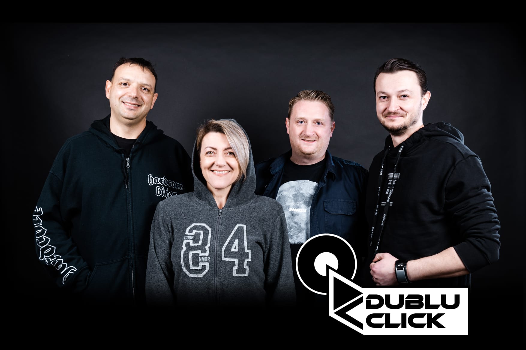 Formația Dublu Click lansează albumul de debut: „Am pregătit un show ...