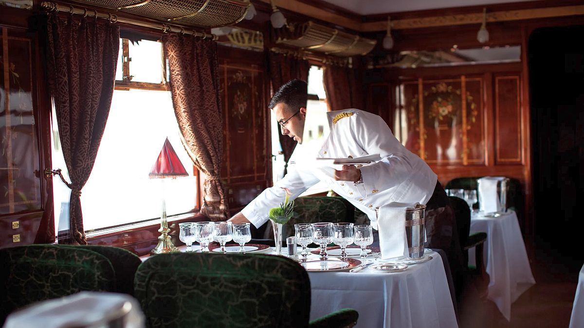 Trenul Orient Express a ajuns din nou în România