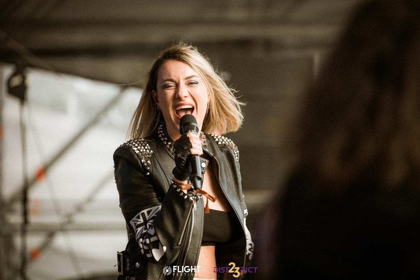 Scena de acasă: concerte cu Ioan Popovici, Mostre, Jazz a la Jais și ...