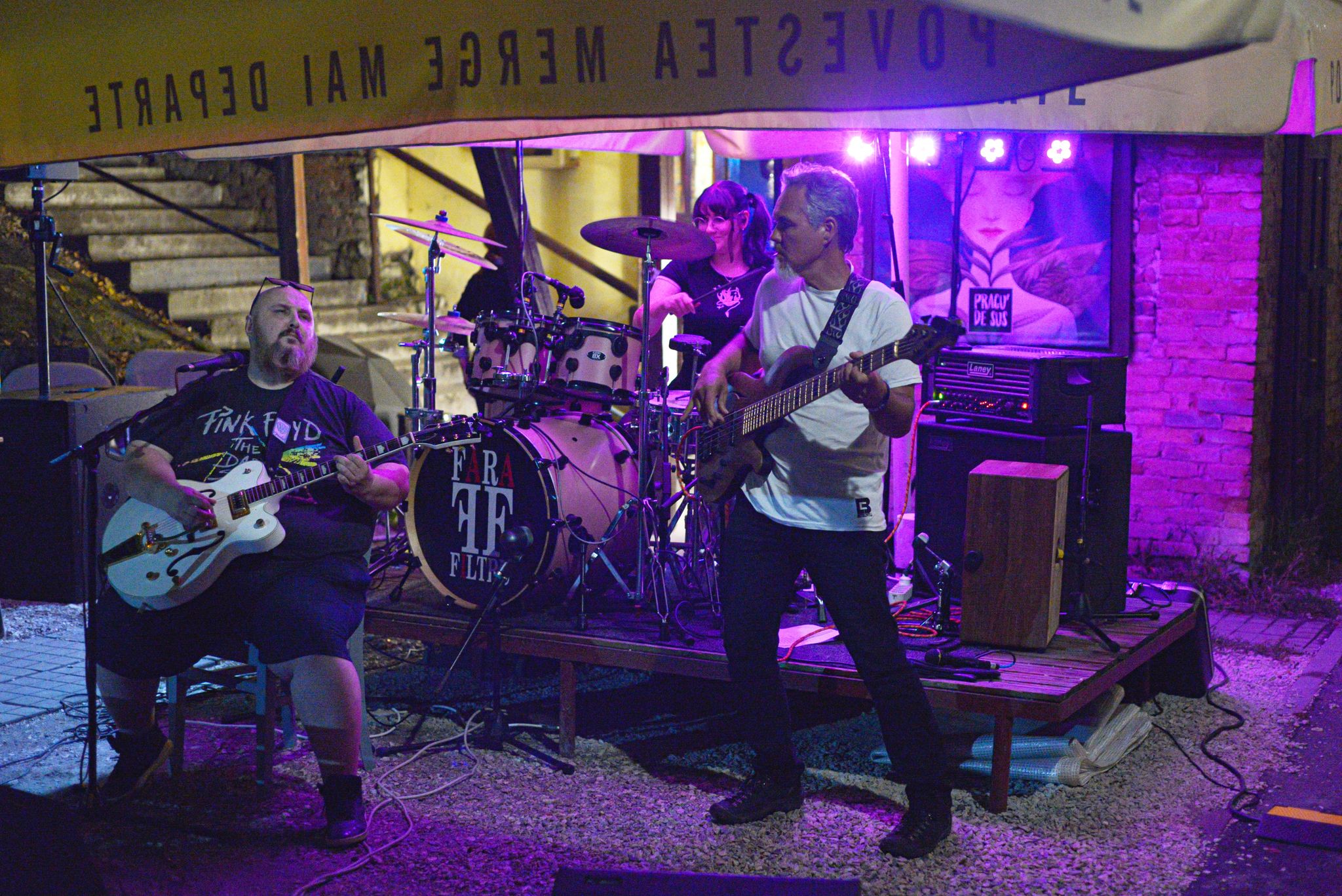 Formația Fără Filtru a susținut un concert de nota zece pe malul Begăi ...