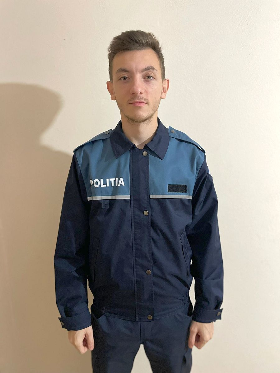 elev politist - PRESSALERT.ro