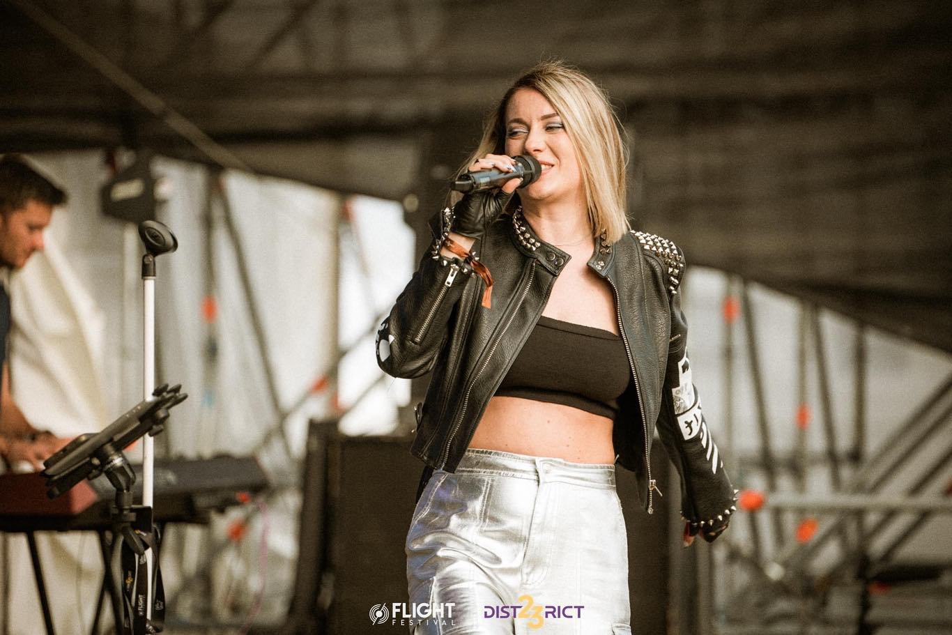 Maryliss lansează discul de debut: „Cred că undeva în rădăcinile mele ...