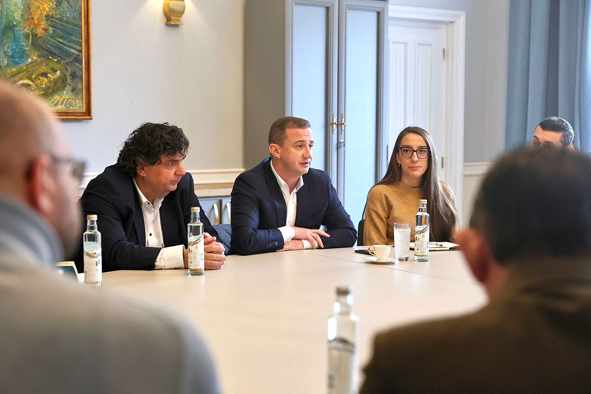 alfred simonis florin dragan - PRESSALERT.ro